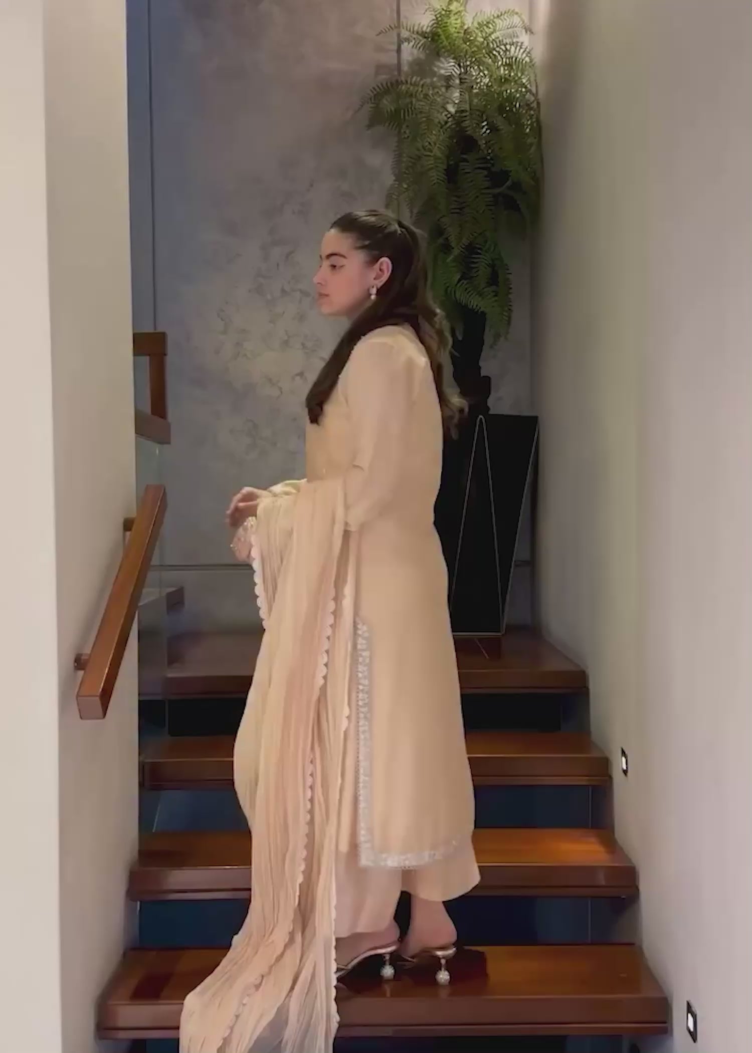 Client Diary 347 – Umsha Official