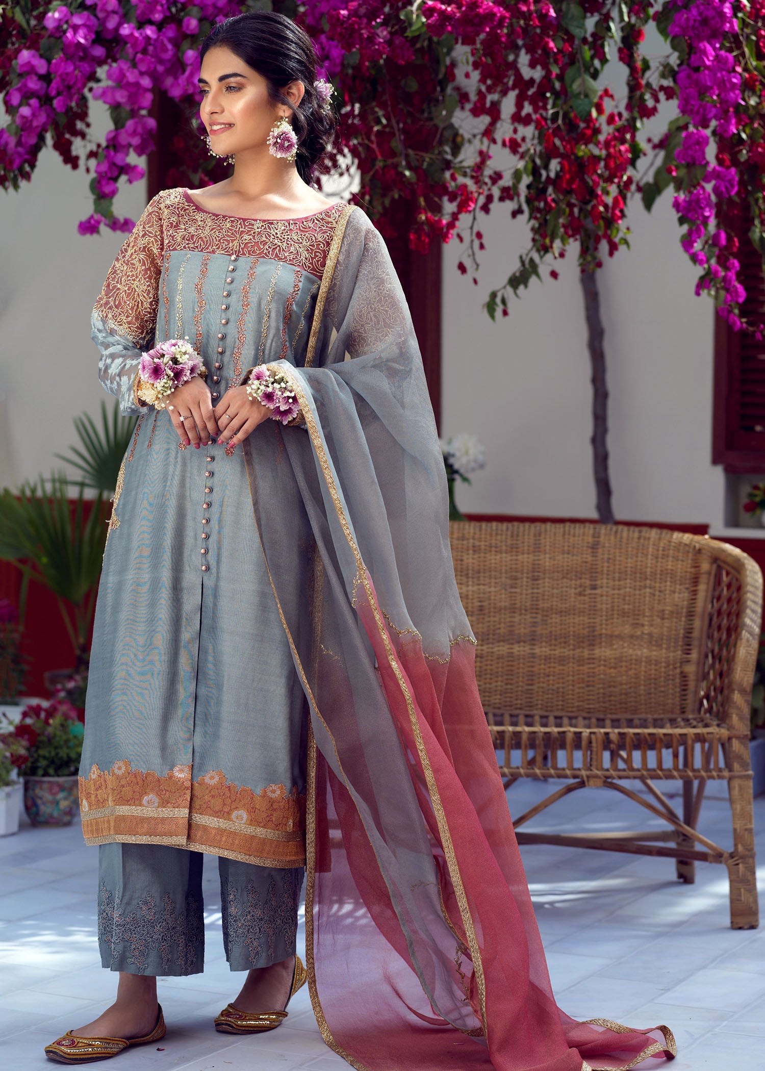 Gul E Benafsha – Umsha Official